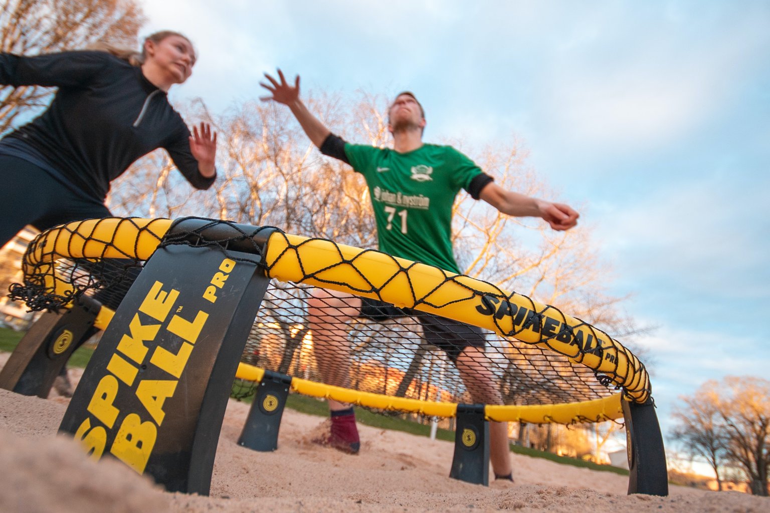 Hvad er No-Hit-Zone i Spikeball? | roundnetdanmark.dk